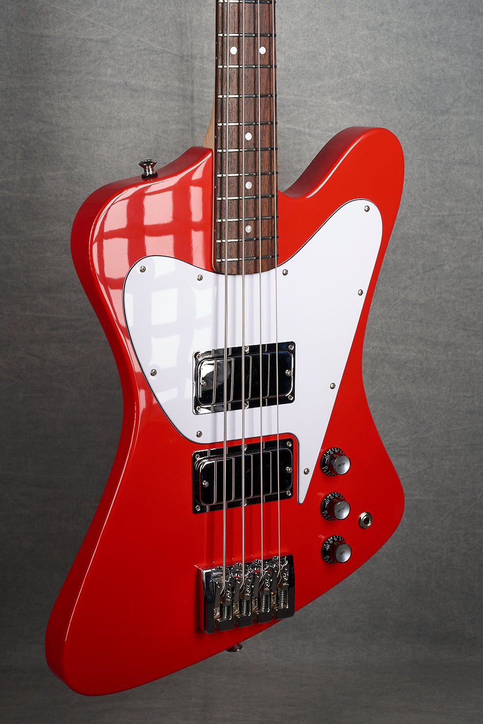 Thundercat-P Bass (inspired by John Entwistle ) Kasan Red – Feline Guitars